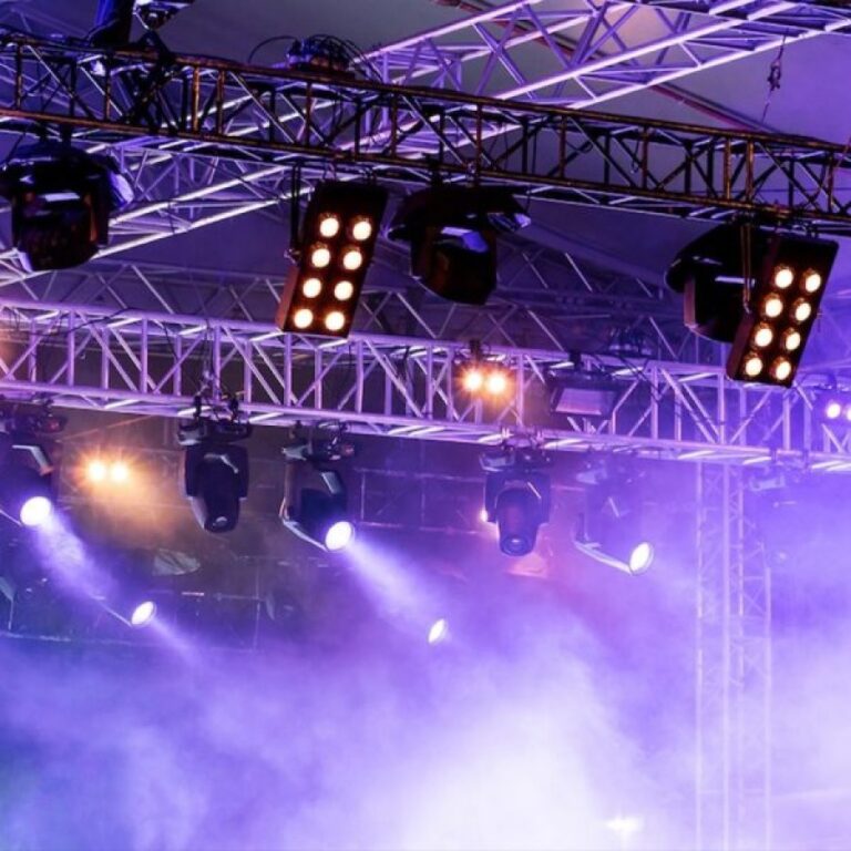 Sewa / Rental Lighting Panggung Mataram - Panggung.id - Panggung.id